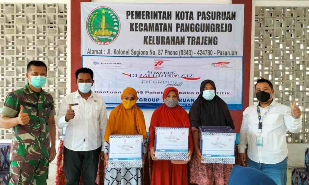 Semarak HUT RI ke-77, FIFGROUP Tebar 17.845 Paket Sembako Nusantara 2022 di 168 Titik - WartaBromo