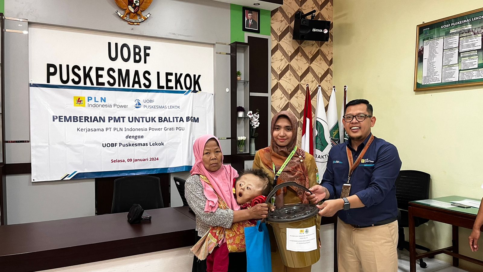 Cegah Stunting, PT PLN IP Grati PGU Berikan Makanan Tambahan Bagi ...