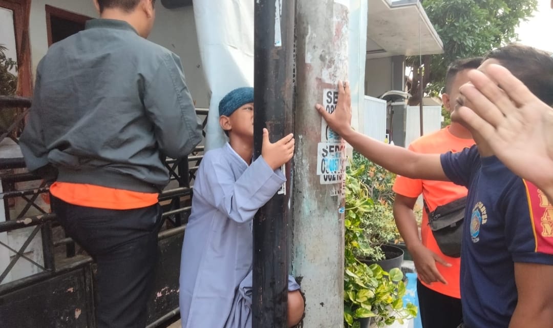 Siswa TPQ Lututnya Terjepit Tiang Listrik di Bugul Kidul, Damkar Turun ...