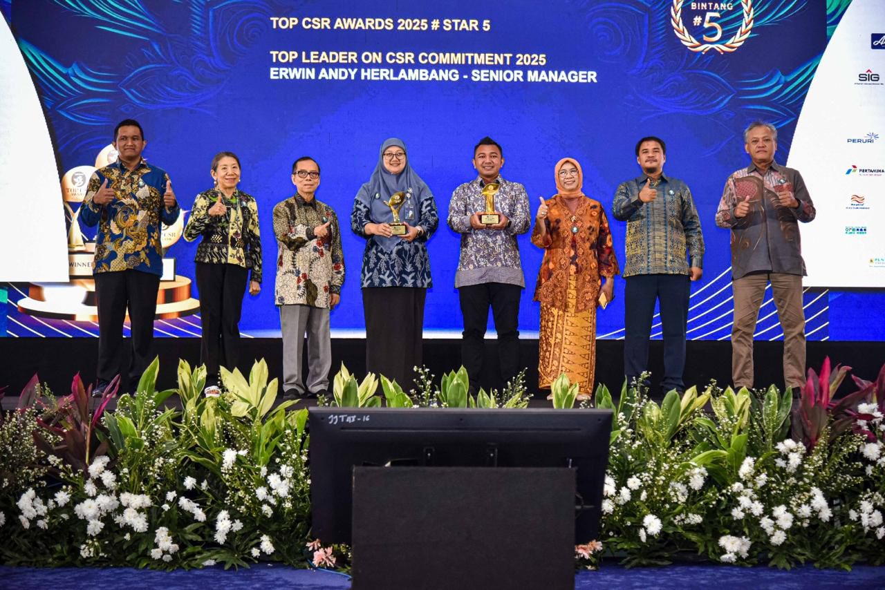 PLN Indonesia Power UBP Grati Raih Penghargaan Dalam Ajang Top CSR Awards 2025 - WartaBromo