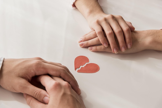 Hiks! Ternyata Ini Tanda Mati Rasa Karena Putus Cinta - WartaBromo